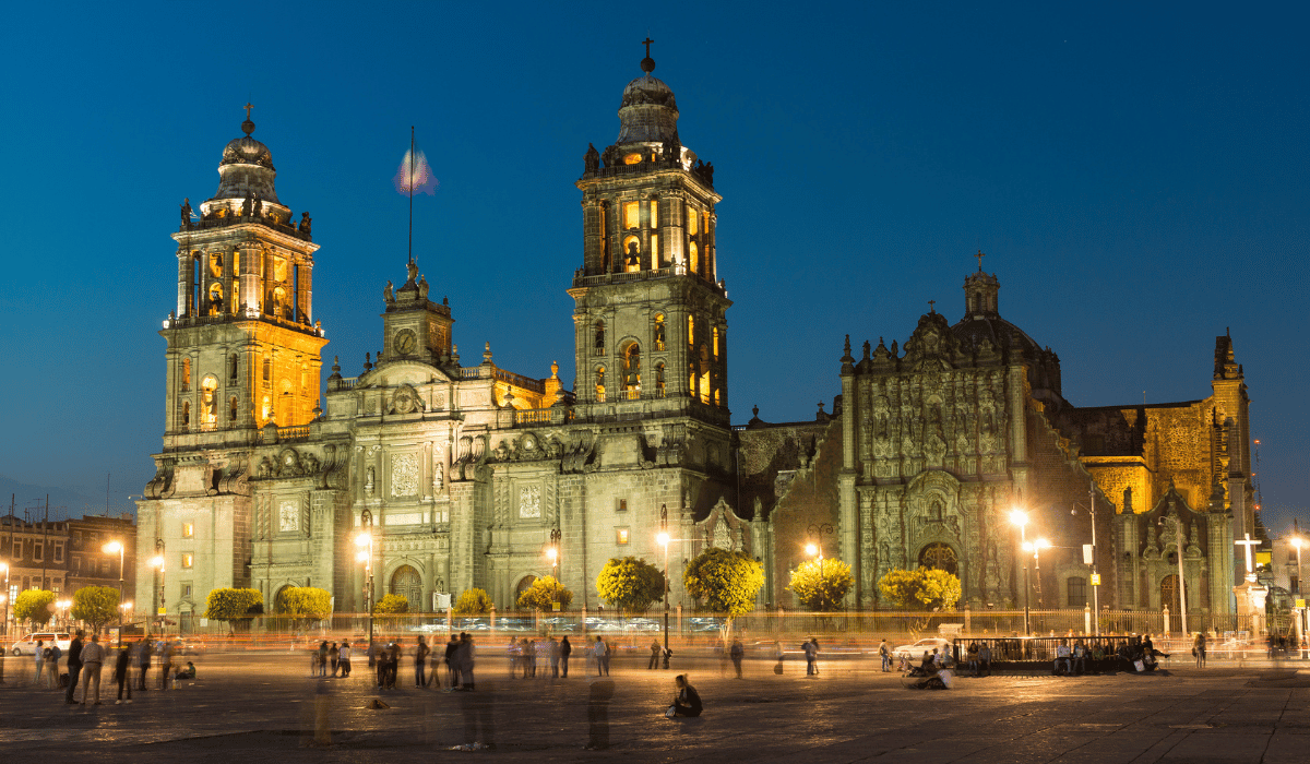 Taco Route in the Historic Center: Flavors You Can't Miss